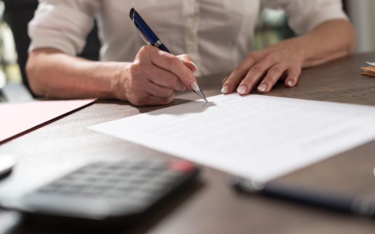 Entenda o que é necessário para regularizar sua empresa Entenda o que é necessário para regularizar sua empresa